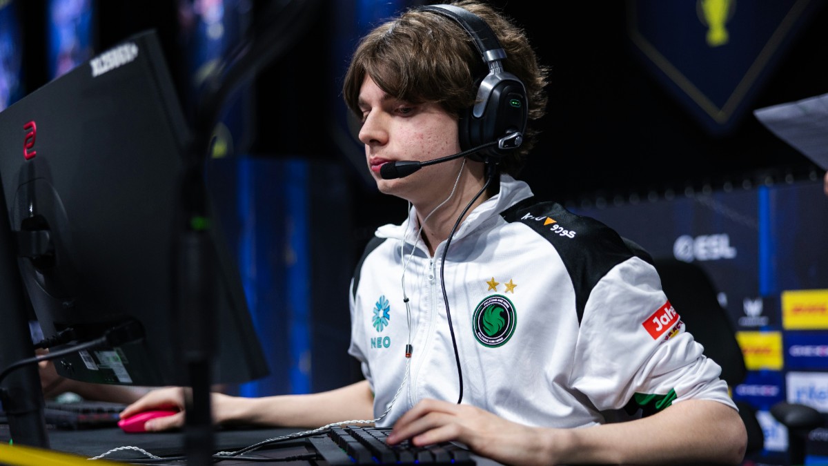 Kyousuke раскрыл расписание тренировок Team Falcons